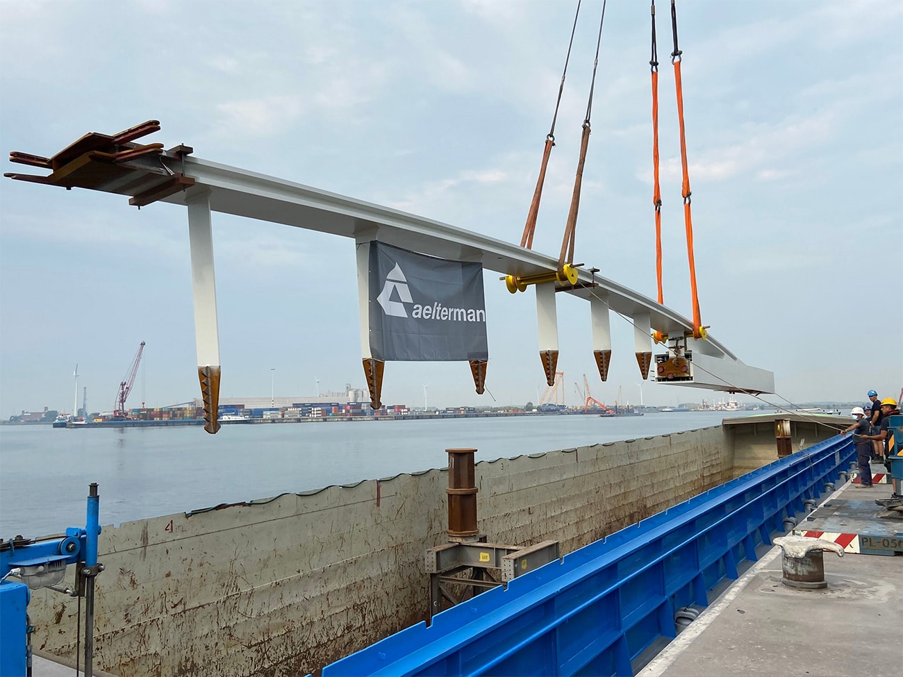 Suzan Daniel bridge nears completion