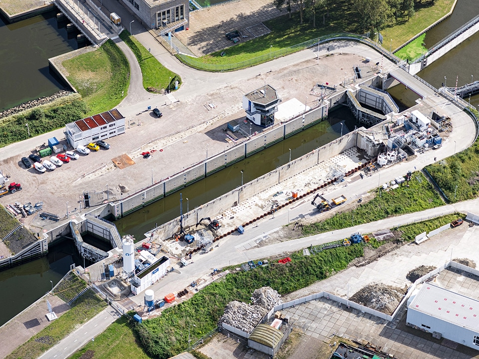 Foundation engineering for advanced students